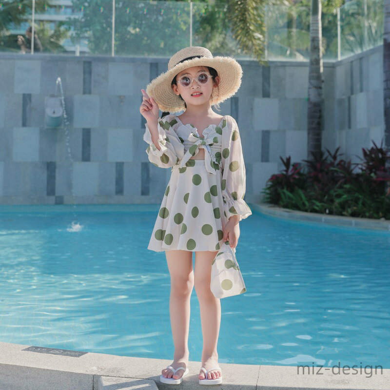 素材:ポリエステル84% スパンデックス5% サイズ M:参考身長100-105 参考体重12.5-17.5 L:参考身長105-110 参考体重18-22.5 XL:参考身長110-120 参考体重24-27.5 2XL:参考身長120-...