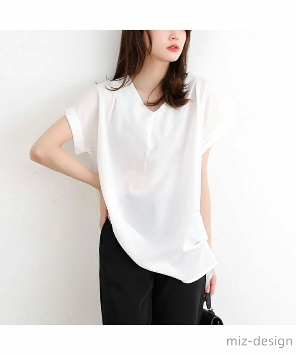 商品詳細 サイズ 胸囲118cm　着丈74cm　袖丈21cm 原産国 中国 商品説明 さりげないバックプリーツデザインが上品な半袖トップスが登場。 動くたびにふわっと揺れるシルエットが女性らしく、レイヤード風デザインでトレンド感のある一着で...