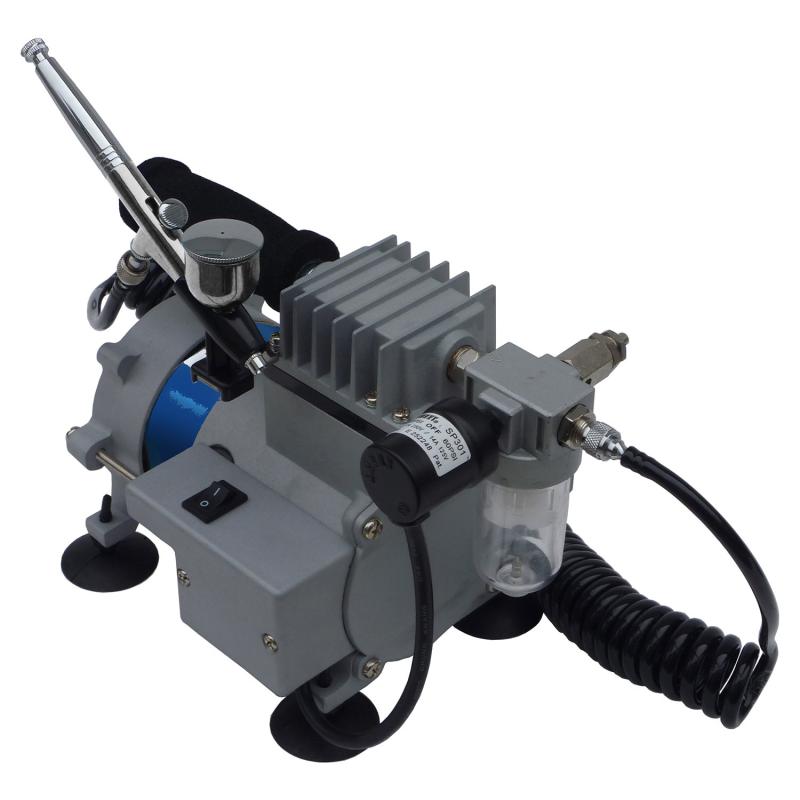 アネスト岩田 AIRREX ミニコンプレッサ (コンプレッサ+エアーブラシ+コイルホース) CHMX6011-1吐出圧力:0.25~0.4Mpa空気量:無負荷時9L/分、0.2Mpa時6L/分接続口径:G1/8(Sネジ)連続運転時間:20分...