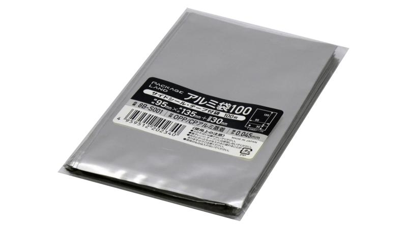 【パッケージランド】アルミ袋 8B-S001 OP0.02/CPVM0.025 ×95×135+30 100枚L判サイズのテープ付アルミ袋です。中身が見えない仕様となっております。材質／OPP(ポリプロピレン)/CPVM(アルミ蒸着フィルム...