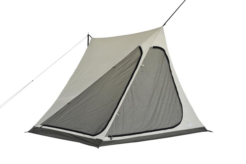 サバティカル SABBATICAL スカイパイロット省スペース設計 4本のサブポールにより、省スペース設計でありながら大人数を収容できる空間面積を確保しました。垂直に立ち上がったフロントウォールと、左右に広がるサイドウォールで、限りなくデッ...