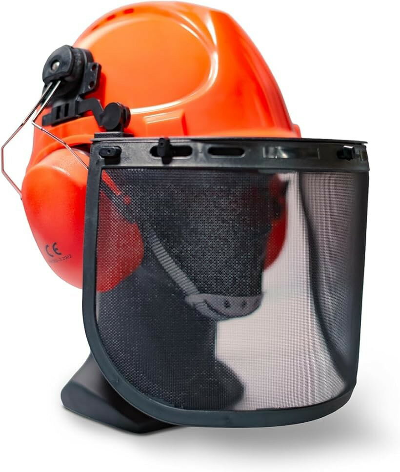 草刈りや庭木のお手入れなど、様々なシーンで活躍間違いなし。バイザーとイヤーマフ付きヘルメットです。回転式ダイヤルで頭部のサイズに合わせて調整可能。しっかり固定することができ安心です。メッシュバイザーは、丈夫な構造で、作業中に出た破片などから...