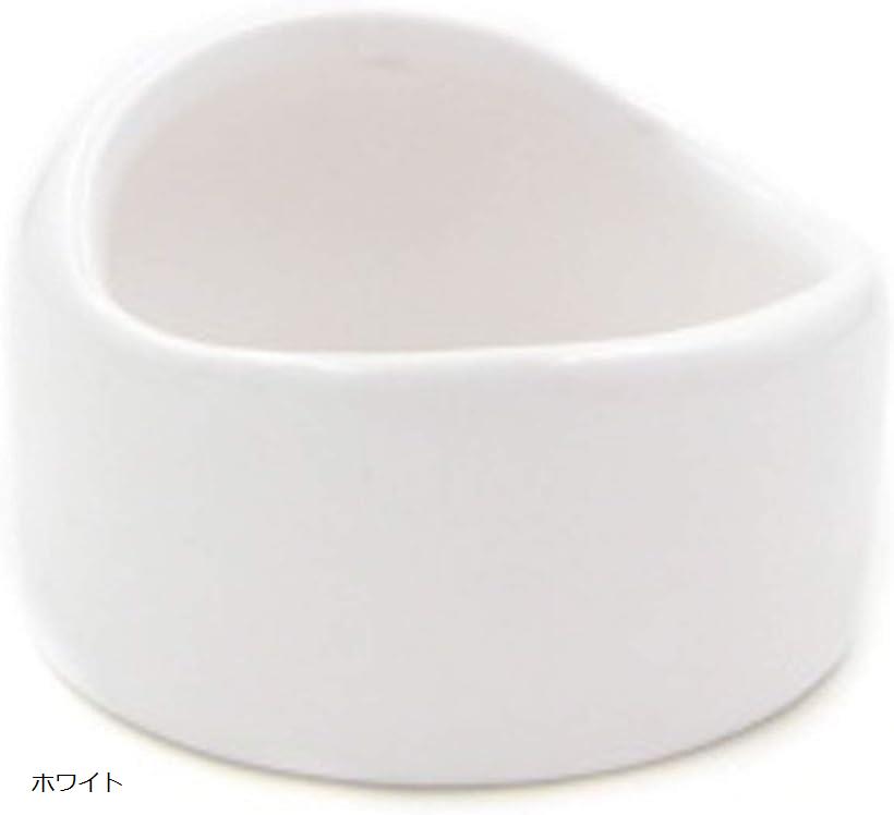 掃除が簡単なセラミック製。素材はセラミック製（陶器）ですので、汚れてもすぐに洗って頂く事が可能です。汚れも付きにくく、衛生的にお使い頂けます。コンパクトな設計です。ハムスターをはじめ小型のペット専用に設計されたデザインです。サイズは約4.3...