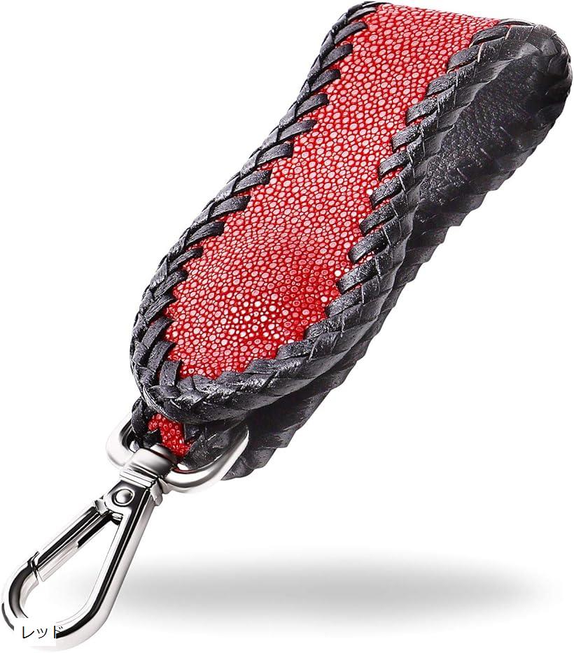 ・スティングレイ（エイ革）を使用した本革キーホルダー、ワンタッチボタン装着式・ベルトループ仕様で、そのままキーホルダーとして、または長財布にウォレットチェーンを繋げてバイカーに人気。・エイ革の表面をポリッシュ加工し、光の反射でキラキラと輝く...