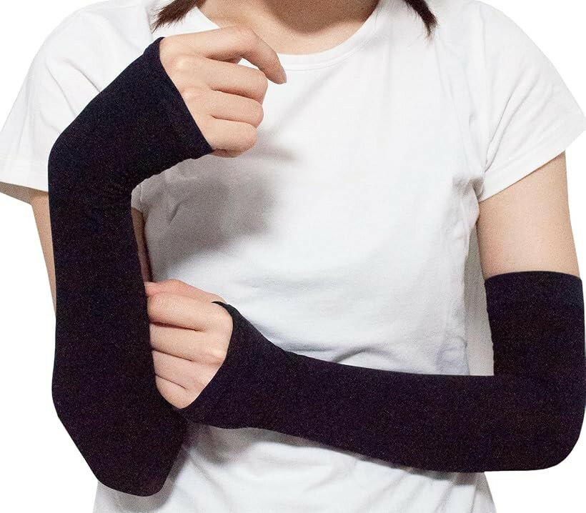 バリエーションコード : 2buh0p2gi3商品コード2buh0o4d29商品名レディース 女性 アームカバー 腕カバー 指穴 あり 薄手 接触冷感 uv対策 uvカット 紫外線 冷房 対策 日焼け防止 通気性 伸縮性 黒 涼感 冷感 丈...