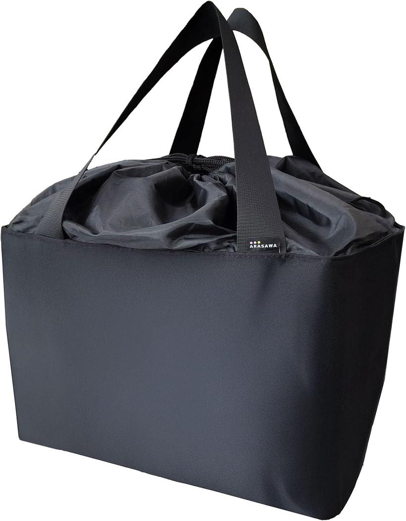 ＊レジカゴ保冷温バッグ（ブラック） レジカゴにぴったり収まるサイズでありながら、ついでにコンパクトさを重視したバッグです。絶妙な生地感が、捨てた際のコンパクトさを実現しています。収納バッグ内で場所を取らず、すっきりと置くことが可能です。また...