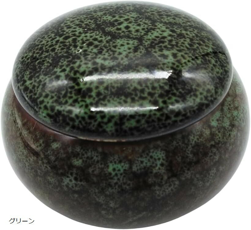 いつでも一緒に、愛するペットの思い出を手元に置いておける手元供養に適したミニサイズのペット用骨壺です。お墓が遠くてお参りが難しい方にも、分骨した一部を大切に保管できる理想的なアイテムです。美しいセラミック骨壺は、愛する人との思い出を永遠に保...