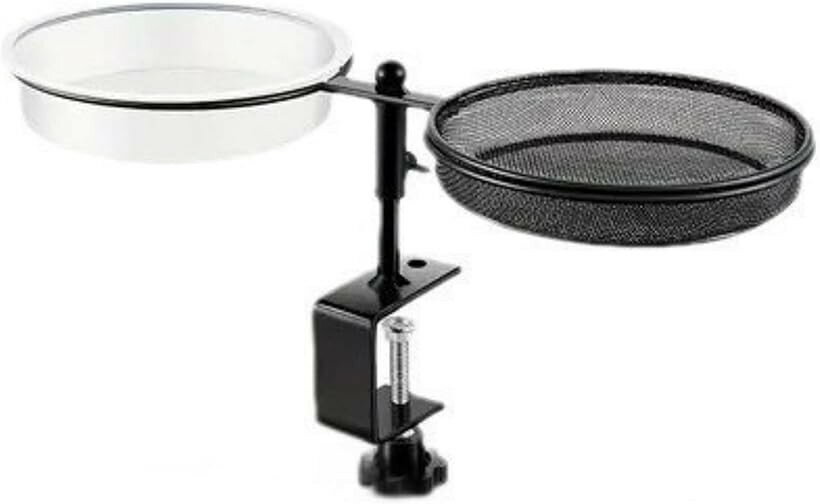 「デザイン」シックなブラックカラーが庭やベランダに自然と馴染む上質なデザイン。「機能性」しっかり固定できる設計で、風や振動でも餌や水がこぼれにくい。「省スペース」コンパクトサイズで狭いベランダや小さな庭でもスッキリ設置可能。「自然体験」野鳥...