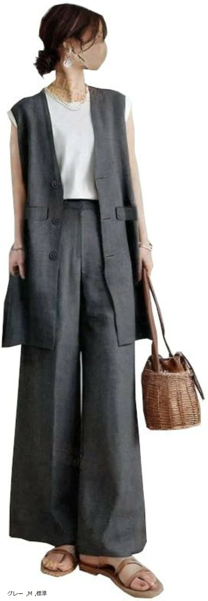 女性らしい優雅さと、さりげない抜け感を兼ね備えたロングジレと程よいフレアパンツのセットアップスーツです。ロングジレとストレートパンツのセットアップは、シンプルながらも存在感があります。その洗練されたデザインは、着る人の魅力を引き立てます。程...