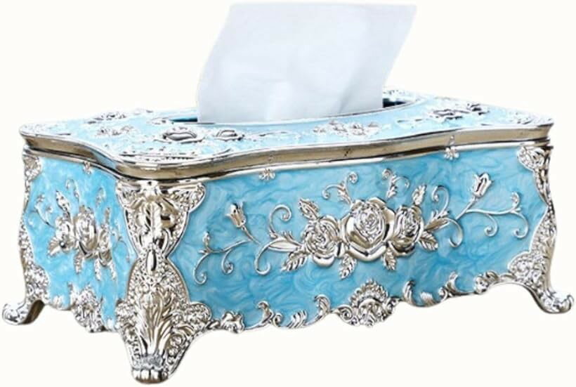 「優美なデザイン」薔薇モチーフをあしらった華やかな装飾が特徴で、姫系やエレガントな空間にぴったりです。高級感あるアンティーク調仕上げで、卓上に置くだけで映える存在感です。「多用途インテリア」リビング、化粧台、玄関、店舗など様々なシーンで活躍...