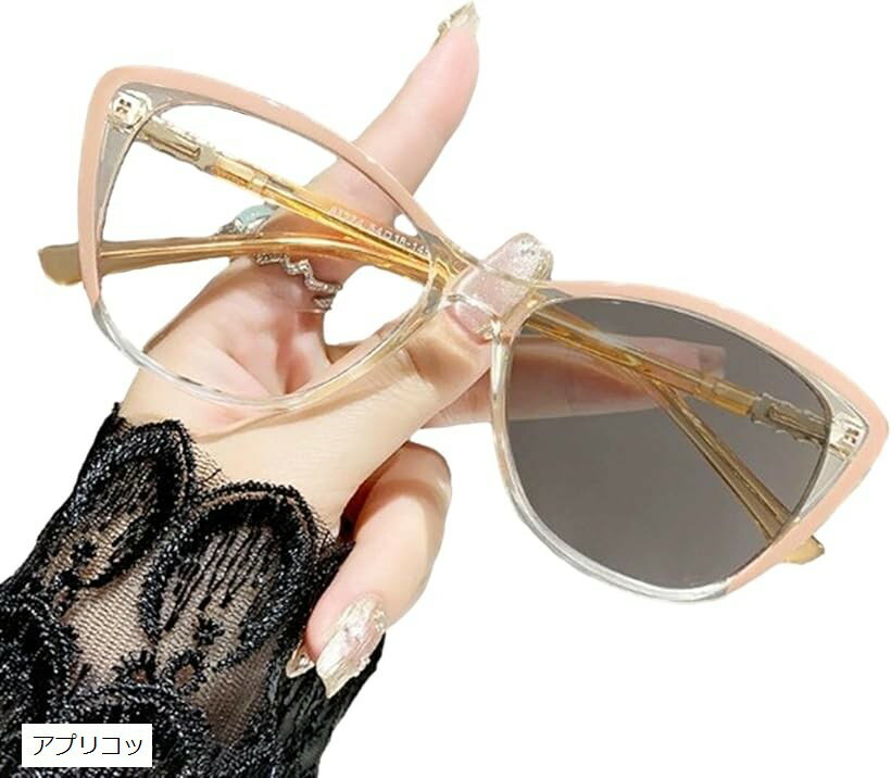 1. 「1本2役｜自動変色」 室内ではクリアなブルーライトカットメガネとして機能し、屋外では紫外線量に応じてレンズの色が変わり、自動でサングラスに変化します。PCメガネとサングラスの1本2役。変色の濃度は最大30％です。2. 「目のストレス...