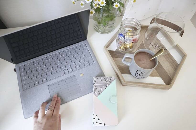 バリエーションコード : 2b8drwxlu4商品コード2b8dr93qdd商品名ナムス Surface book＆Laptoptrackpad cover トラックパッドカバー tenkey テンキー launcher ランチャー トラッ...