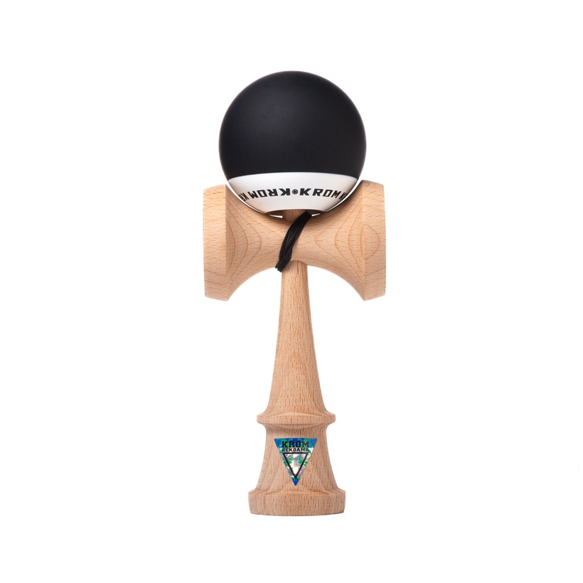 バリエーションコード : 2b8xiit6yn商品コード2b6fs4ruun商品名Kendama けん玉 POP クロム ポップ 16センチ ブラックブランドKROMカラーブラックサイズ等ワンサイズデンマークのブランド「KROM Kenda...