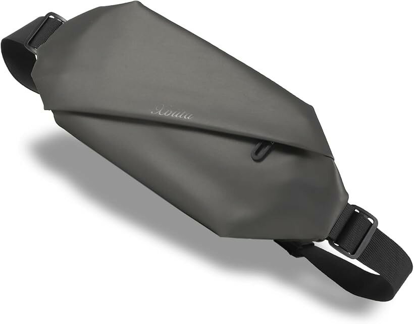 バリエーションコード : 2b2v5ucpnw商品コード2b2v5uyfw0商品名ボディバッグ メンズ ショルダーバッグ ワンショルダーバッグ ウェストバッグ 斜め掛け ダークグレーブランドXVIITAカラーダークグレー・「お出かけ必須アイ...