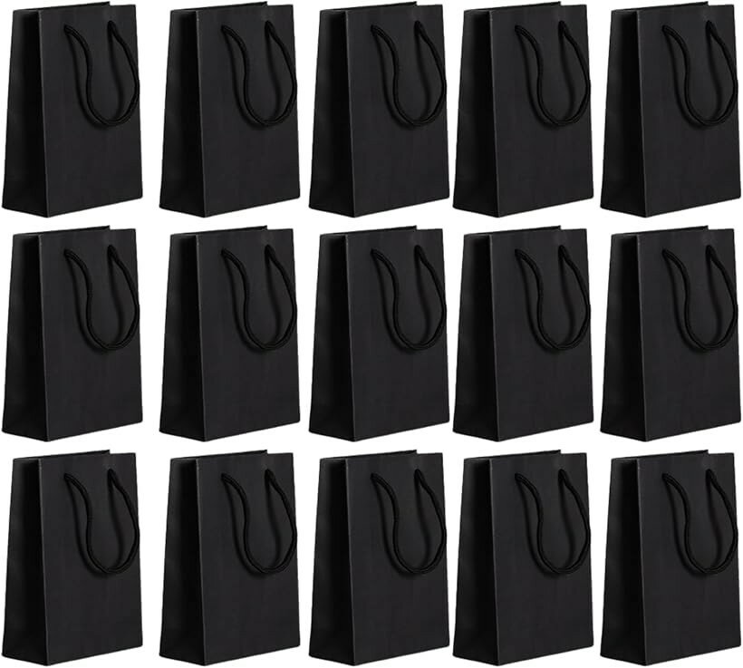バリエーションコード : 2buufors3u商品コード2buuf9t33t商品名紙袋 手提げ ギフトバッグ 厚手 縦型 黒 15枚入ブランドSakuraLovely8カラーブラックサイズ等13x19x6cm「丈夫で再利用可能なギフトバッグ...