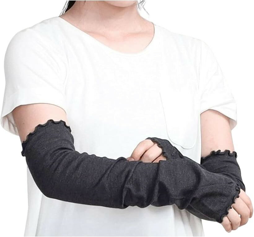 バリエーションコード : 2brni38flj商品コード2bkhyxsp3l商品名エンプティオ シルク混 洗える 腕カバー アームスリーブ 作業用 ゴルフ ガーデニング 日焼け防止 冷感 ずれない 涼しい 可愛い 家事 オシャレ 登山 タト...