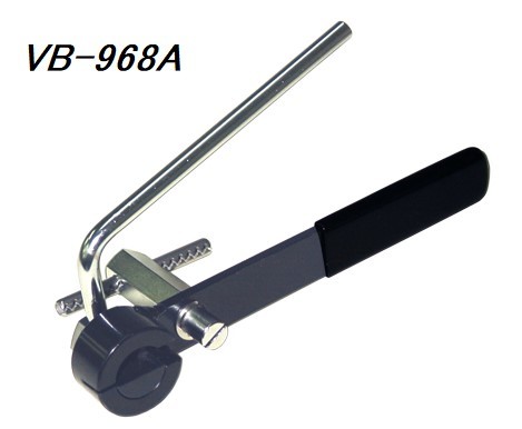 ハスコー HASCO ブ-ツバンドクランパ- VB-968A 特殊ハンドツール 【製品概要】・切れ味抜群！簡単に刃が取り外せるので、再研磨することも、　そのまま交換もできます。・折り返し部の長さを調整してカットできます。・カッターハンドルの...