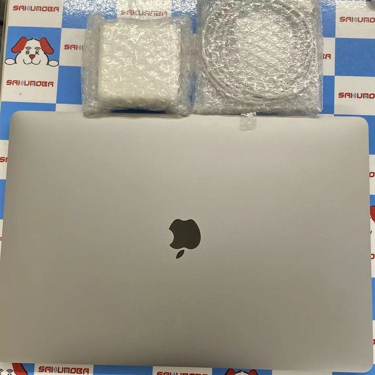 レビュー投稿だけで、保証期間一週間のところ、新品一ヶ月、中古品三ヶ月に延長！さらにストア評価投稿だけでネットワーク利用制限永久保証！ぜひレビュー投稿やストア評価をお願い致します。＜商品概要＞ 品名　Macbook Pro 16インチ 201...
