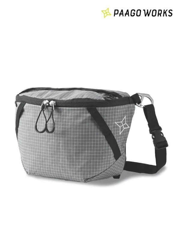 パーゴワークス スイッチ XL ■メーカー説明文引用 切り替えの早さが自慢です。 登山中に必要な物を常に身につけておける、進化したユーティリティバッグ ■シーンに応じて使い方をスイッチ ・CHEST BAG 行動中はチェストバッグとして使う...