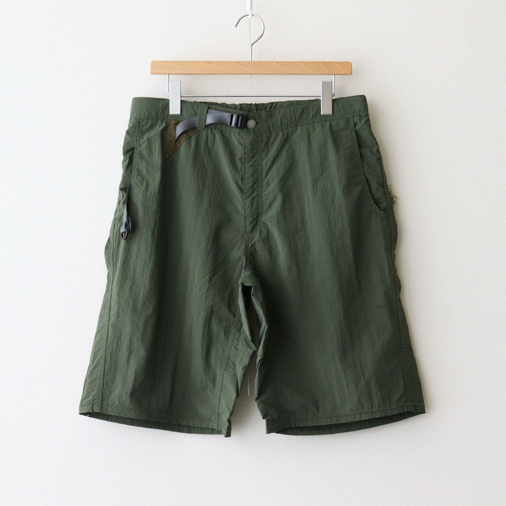 □PRODUCT DETAIL定番モデルのSMショーツに軽量のナイロンファブリックを採用。 ドライタッチで速乾性もあり、モノフィラメントを採用することで耐久性を確保しています。 定番のSMショーツに羽のように軽いナイロン素材を採用。 しなや...