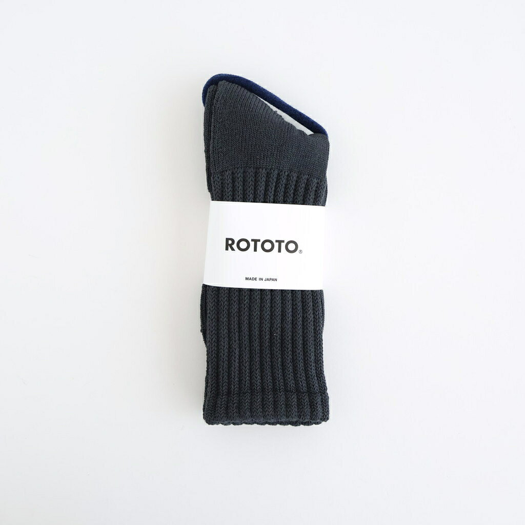 ■Product Details.ざっくり編みのボリューム感と長めの丈感が特徴的なパイルソックス。 足に柔らかくフィットする伸縮性のある生地を編み立て、締め付け感を感じにくいよう履き口のリブを仕上げています。少し長めに設定したリブは、そのま...