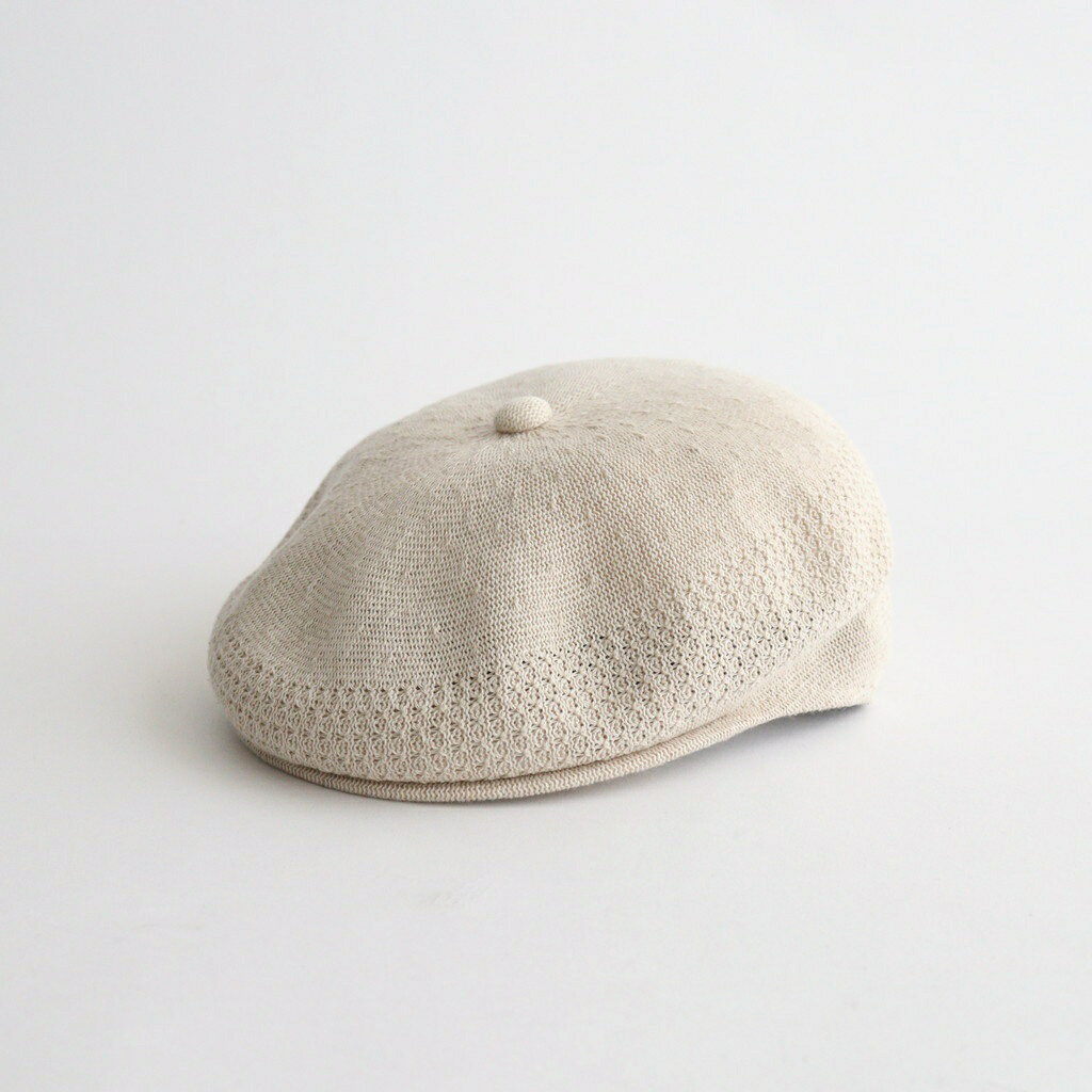 □PRODUCT DETAIL通気性がよく軽くて見た目も涼しげなサーモハンチングです。 杢糸を採用しているので、糸筋に表情を生み、独特な雰囲気に仕上げております。 丸みの帯びたフォルムなので、後ろ向きに着用すればベレー帽のような見た目になる...