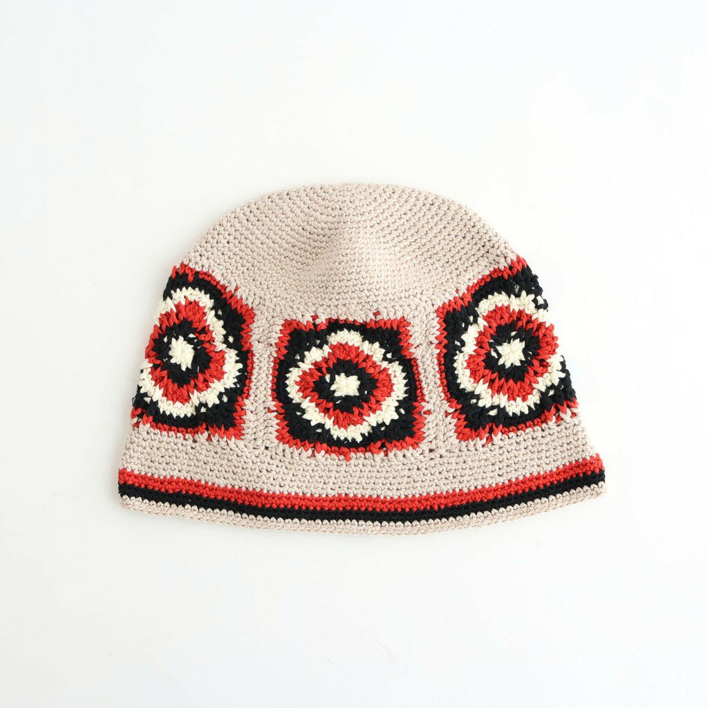 □PRODUCT DETAIL手編みのクロシェハット。 アメリカンネイティブをイメージした新色を追加しました。 通気性がよく、さらっとしたコットンの着用感で、夏場でも快適に着用できます。 型崩れしにくいため、折りたたんでポケットやかばんに入...
