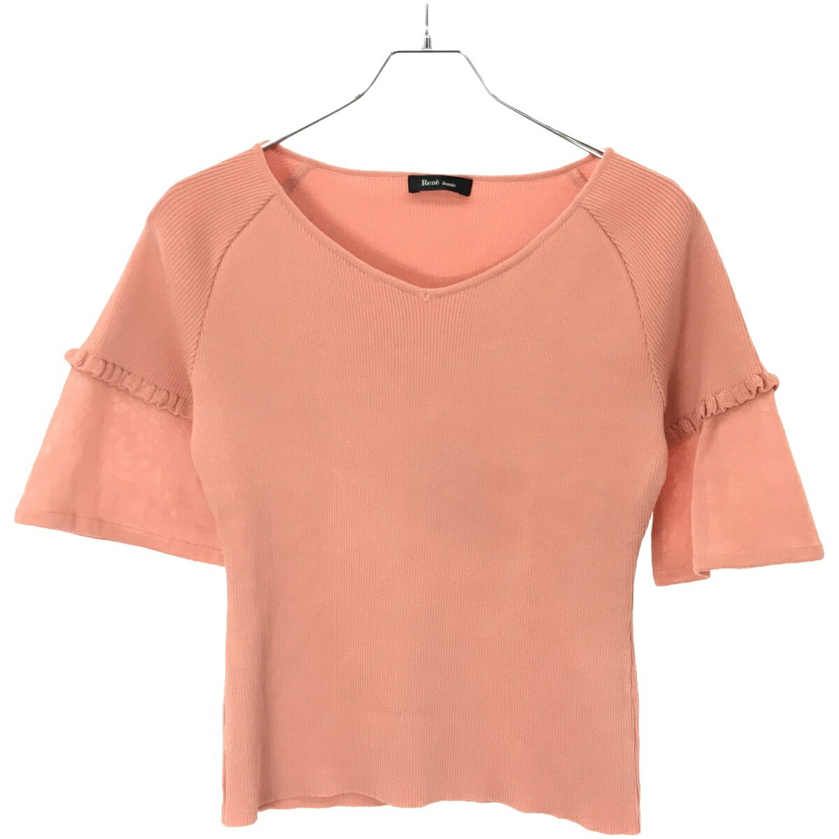 商品管理ID：IT8KB6FX0N14 Rene ルネ フレアスリーブリブニットトップス 5822060 コンディションについて コンディションランクの基準は、当社が設けた基準となります。 感じ方には個人差がありますので、参考程度にお考え下...