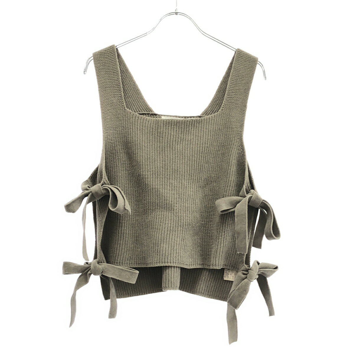 商品管理ID：IT5U3EVLMN3C PLAIN PEOPLE プレインピープル ROGER1/14ショートベスト A1543KSW360 コンディションについて コンディションランクの基準は、当社が設けた基準となります。 感じ方には個人...