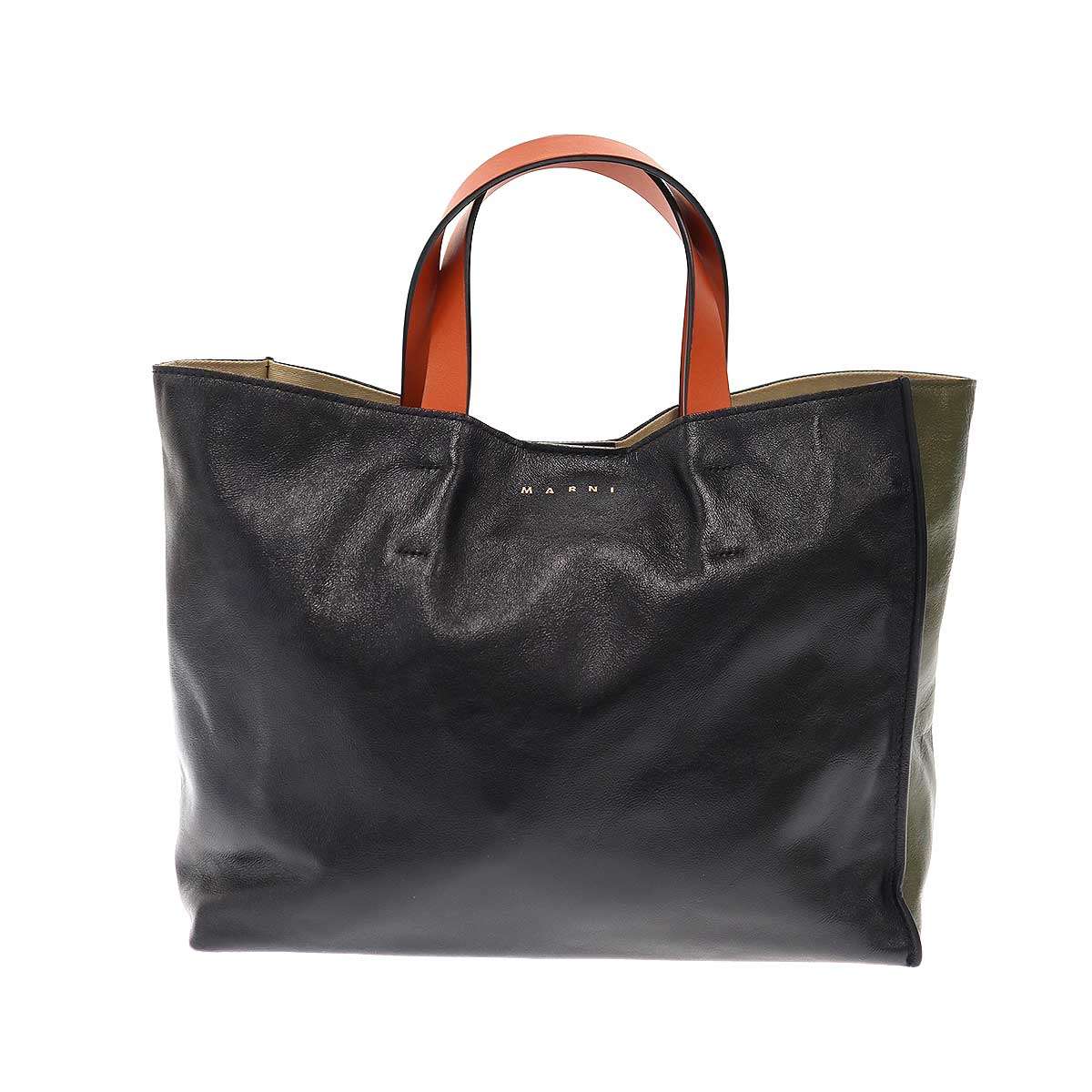 商品管理ID：ITRHWT9JN2HW MARNI マルニ MUSEO SOFT スモールショルダーバッグ コンディションについて コンディションランクの基準は、当社が設けた基準となります。 感じ方には個人差がありますので、参考程度にお考え...