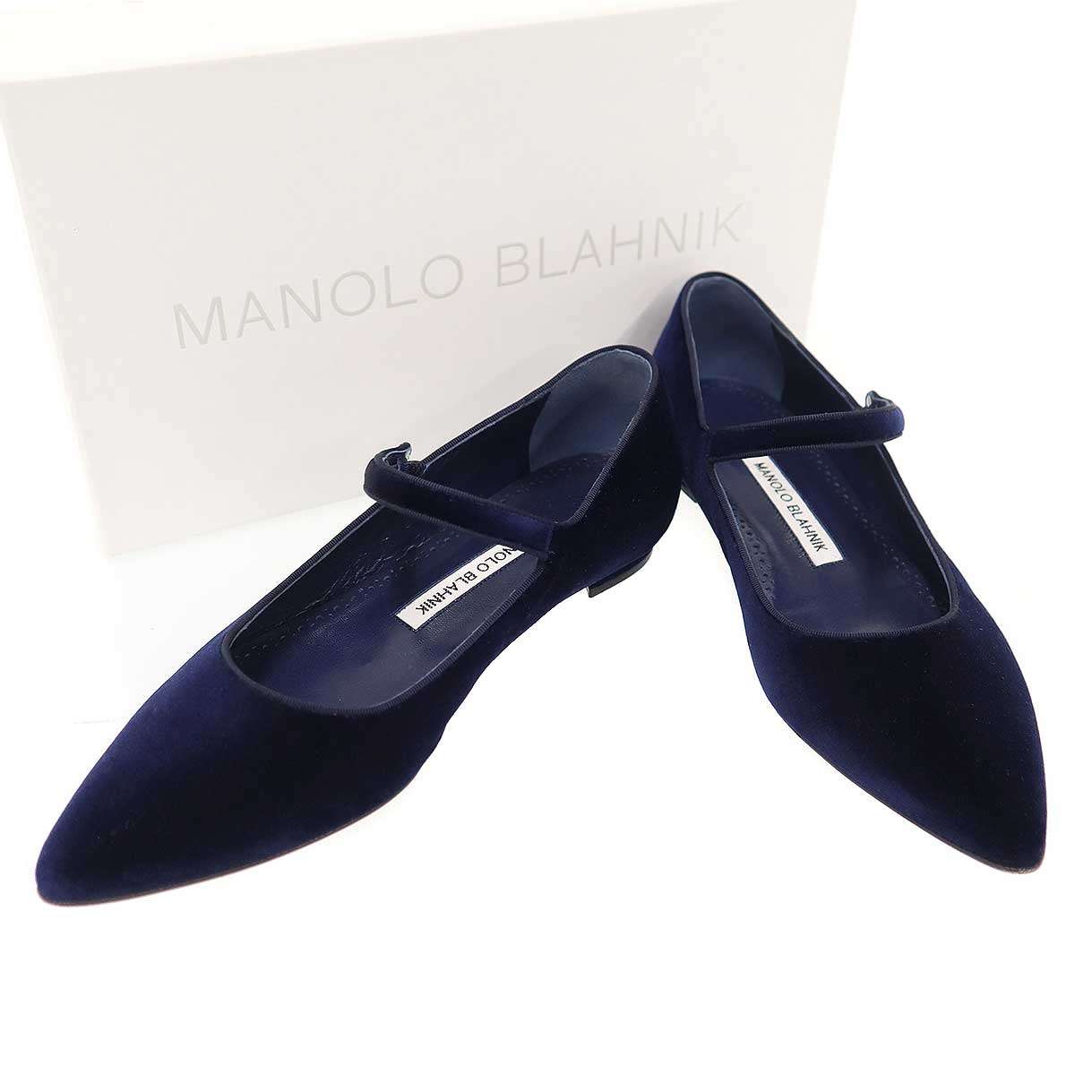 商品管理ID：IT7X4EEGCU7S MANOLO BLAHNIK マノロブラニク KULOGLU ベルベットフラットパンプス コンディションについて コンディションランクの基準は、当社が設けた基準となります。 感じ方には個人差があります...