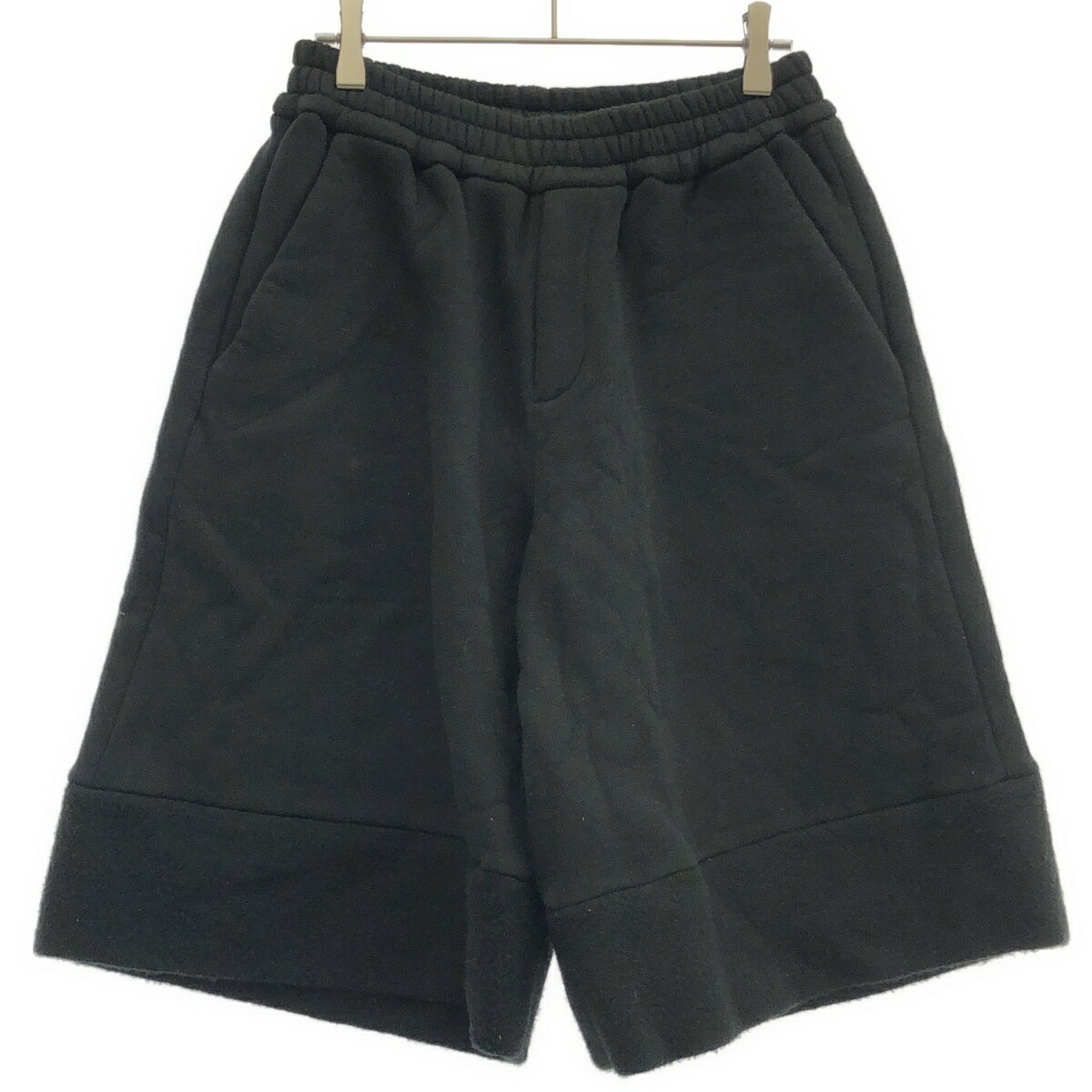 商品管理ID：ITNNT5KDUBCK liberum arbitrium リベルム アルビトリウム 14AW ワイドスウェットショートパンツ コンディションについて コンディションランクの基準は、当社が設けた基準となります。 感じ方には個...