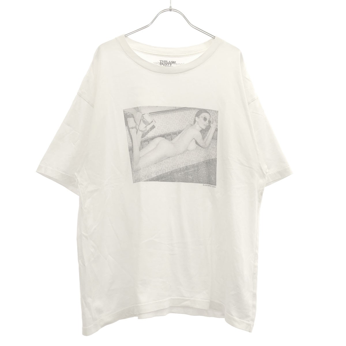 商品管理ID：ITYH2VGW9NS0 MINEDENIM×STIE-lo マインデニム スティーロ Jonathan Leder プリントTシャツ コンディションについて コンディションランクの基準は、当社が設けた基準となります。 感じ方...