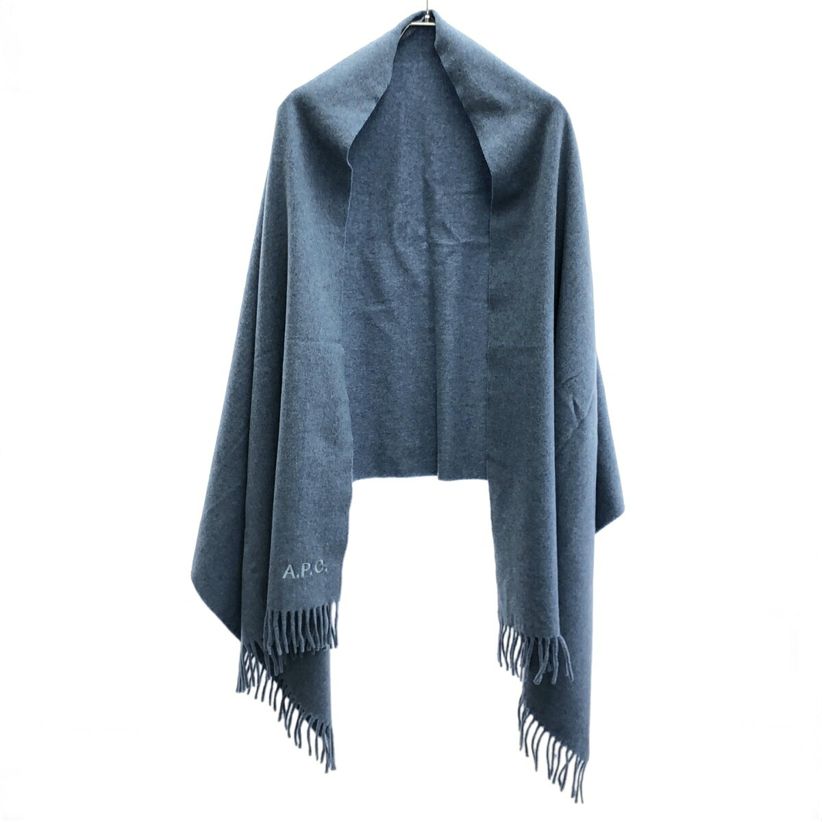 商品管理ID：IT3TF5HO21CC A.P.C アーペーセー ウールフリンジマフラー コンディションについて コンディションランクの基準は、当社が設けた基準となります。 感じ方には個人差がありますので、参考程度にお考え下さい。 また、状...