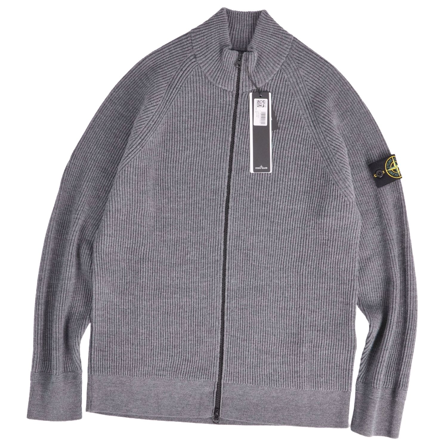 ■商品名ストーンアイランド STONE ISLAND ニット 2024 ドライバーズニット セーター ロングスリーブ 長袖 ロゴパッチ ウール トップス メンズ グレー サイズXL■状態説明・柔らかく上質なウール素材を使用した、STONE ...