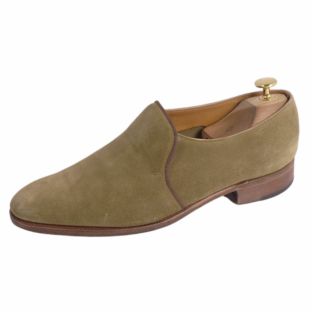 ■商品名ジョンロブ JOHN LOBB ローファー EDWARD エドワード スウェードレザー レザーシューズ 革靴 メンズ イングランド製 カーキ サイズ7.5EE(26cm相当)■状態説明・上質なスウェードレザーを贅沢に使用した、JOH...