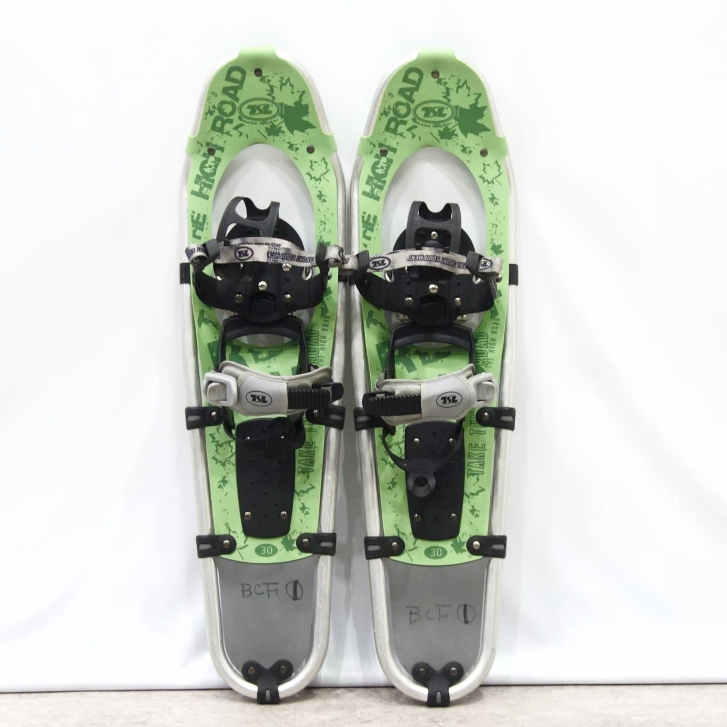 ■商品名ティーエスエル TSL スノーシュー 30 登山 トレッキング スノーハイク バックカントリー アウトドア グリーン サイズ-■状態説明・TSL「スノーシュー30」です♪・文字の書き込みがございます。・キズや汚れなど使用感があるUS...