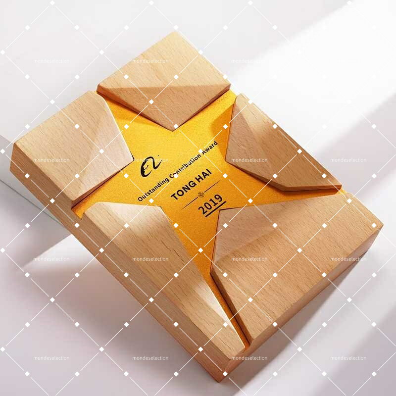 トロフィーご注文について 新規・リピーターの皆様、当店のトロフィーをご覧いただき誠にありがとうございます。 🎨 ご注文の流れ ご希望のデザインや刻印内容を、メール yamahide1103@mondofoods.net また...