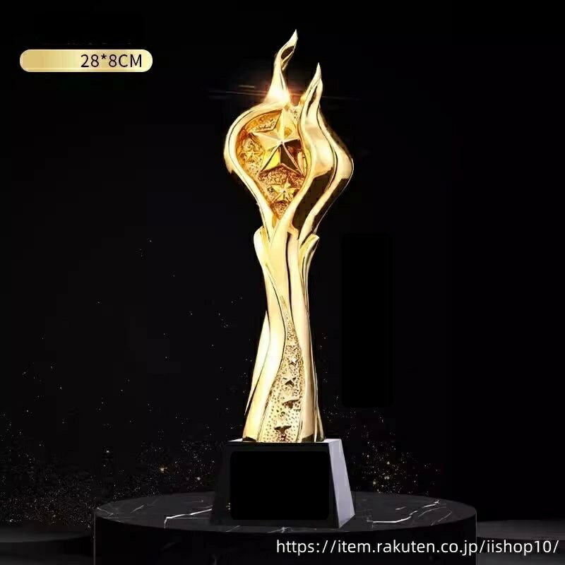 商品情報ポイント美しいデザインが特徴のクリスタルトロフィーは、卒業や卒団、スポーツ大会の表彰に最適です。バスケットボールやサッカー、野球、ゴルフなど、さまざまなスポーツイベントでの優勝記念品としても喜ばれます。名入れが可能で、特別な瞬間をよ...