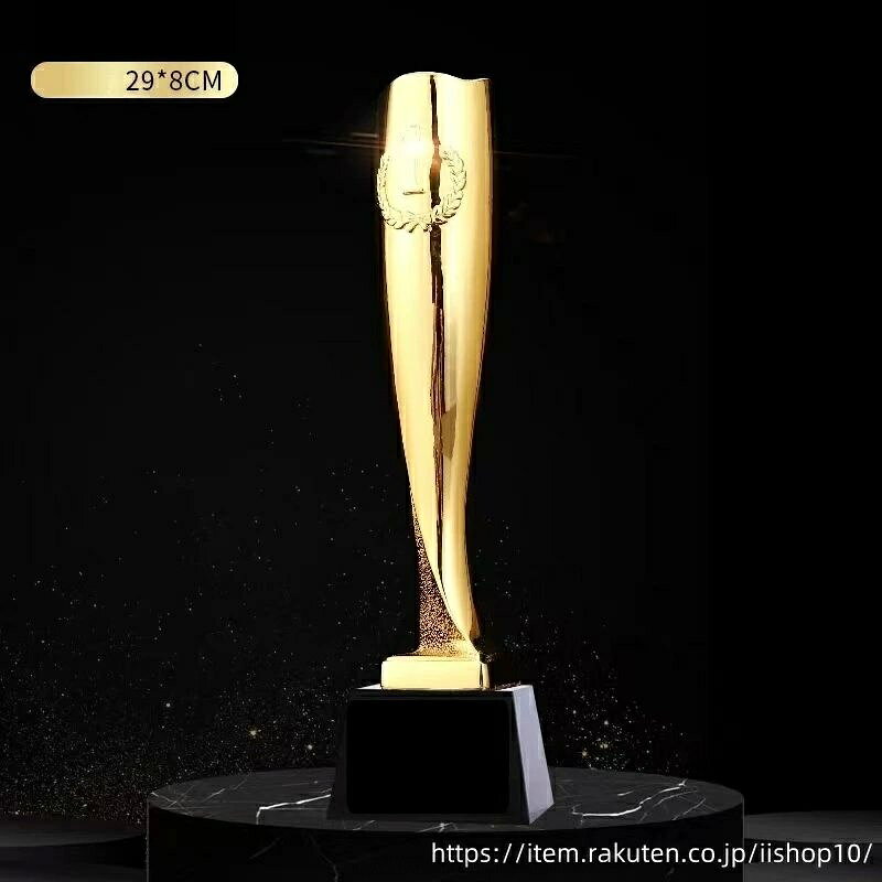商品情報ポイント美しいデザインが特徴のクリスタルトロフィーは、卒業や卒団、スポーツ大会の表彰に最適です。バスケットボールやサッカー、野球、ゴルフなど、さまざまなスポーツイベントでの優勝記念品としても喜ばれます。名入れが可能で、特別な瞬間をよ...