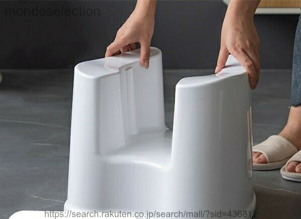 サイズフリーサイズサイズについての説明毎日の入浴をしっかりサポート！安心・安全なバスグッズで健康的に 柔らかい毛たばのボディブラシで優しく洗えば毛穴の汚れもすっきり！ 滑り止めハンドルなのでしっかりと握れて疲れません。 サイズ：フリーサイズ...