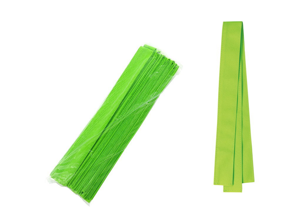 縫製済の不織布タイプ！10本入りお得セット ※実際の商品は、　写真の色と若干異なる場合がございます。　予めご了承ください。 商品サイズ：幅：約40mm×1.4m材質：ポリエチレン セット内容：カラー不織布ハチマキ 　黄緑×10