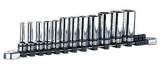 差込角　9.5mm(3/8") 　 セット内容　12点 ディープソケット (六角) 製品番号 S D1 D2 H L 質量(g) NB3L-055 5.5 8.7 17 6 55 32 NB3L-07 7 10.3 8 34 NB...