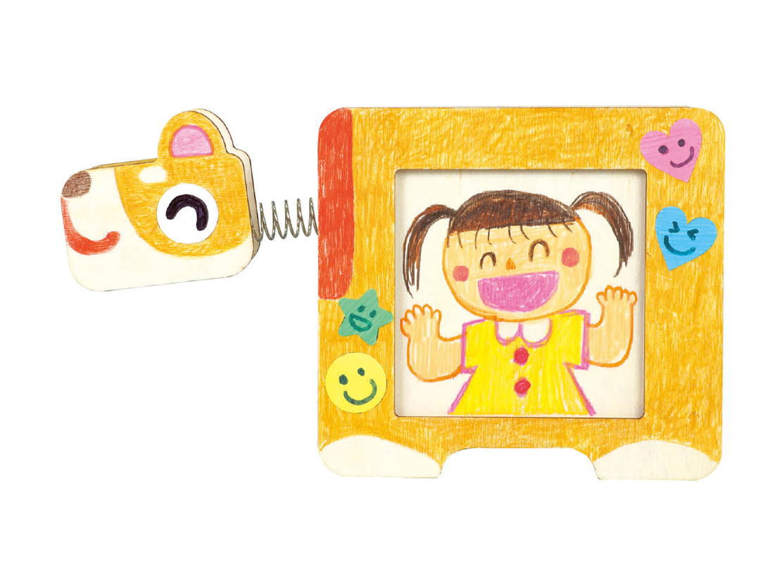 自分だけのオリジナル赤べこがつくれる！ 写真を入れたり、お絵かきできる赤べこの形をした小物入れ！ サイズ：225×125×42mm 材質：ポプラべニア