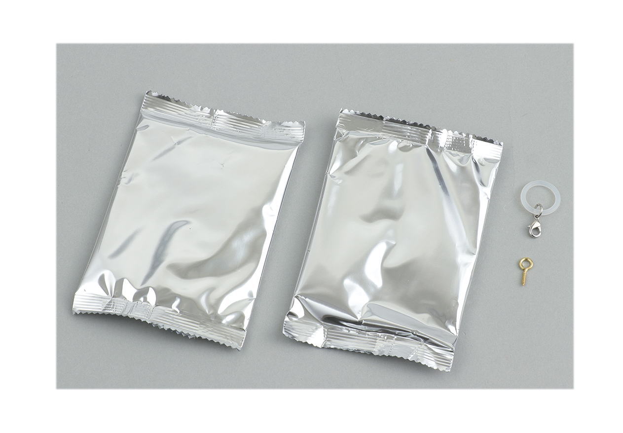 アンブレラマーカーが作れる！自分の傘の目印に！ ファンシークレイでアンブレラマーカー用の飾りを作成し、自分の傘の目印にします。 アンブレラマーカーは傘の持ち手の部分に取り付けます。 使い方は、シリコンリングを広げて持ち手に通し、根元の方にス...