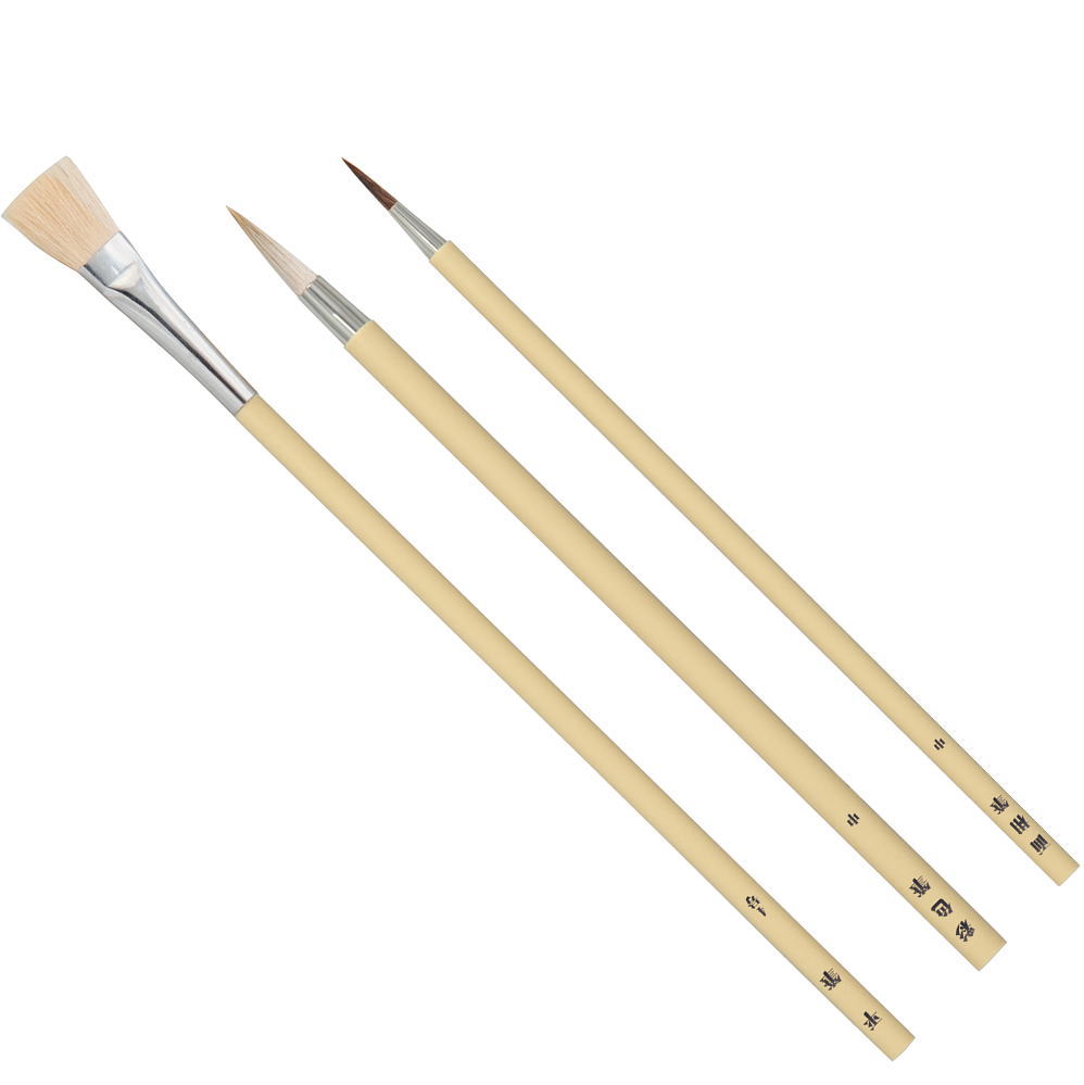 面相筆（中）：全長 約200mm、穂先：約φ1.5×14mm 彩色筆（中）：全長 約210mm、穂先：約φ5.5×25.5mm 平4号：全長 約230mm、穂先：約10×20mm