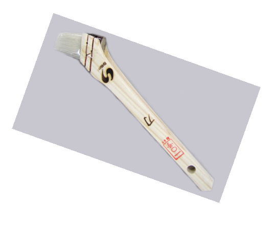 ◆全長：215〜230mm ◆毛丈：30〜40mm ◆特殊ナイロンと羊毛との混毛 ◆水性ニス、油性用 　 品番 サイズ(幅) EA109LA-39 5号(15mm) EA109LA-40 8号(24mm) EA109LA-41 10号(30...
