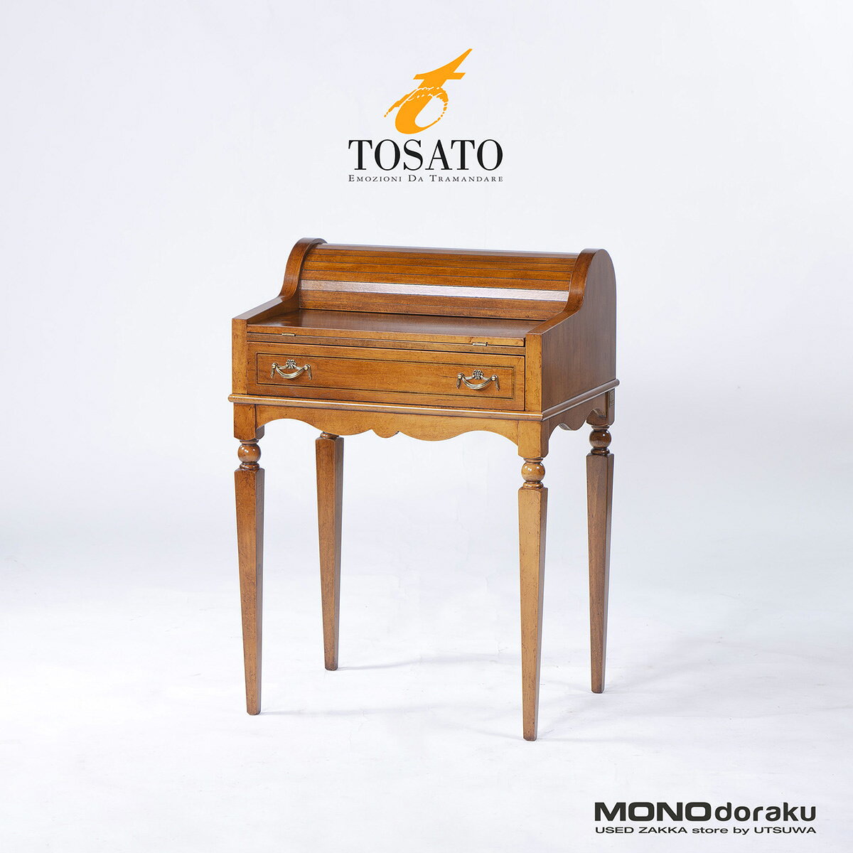 【中古】ライティングデスク トザート TOSATO ウォールナット 本革 象嵌 ロールトップ ビューロー イタリア製 イタリアンクラシック 蛇腹 収納 コンパクト 書斎机 アンティーク調【中古ライティングデスク】【中古家具】【USED】 ロ...