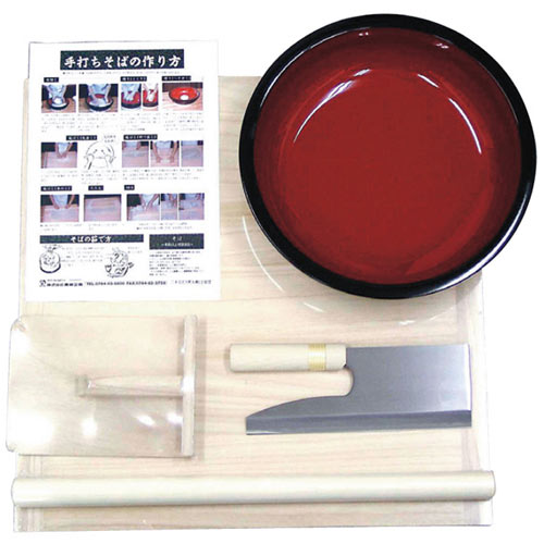 入門用の小さな麺打ちセットメーカー豊稔企販商品外寸(mm)520×535×高さ140その他1回に打てる量：約300g◆入門用の小さな麺打ちセットです。◆3人分程度のそば打ちに最適サイズです。重量・内容量4.5kg生産国日本セット内容麺台(A...