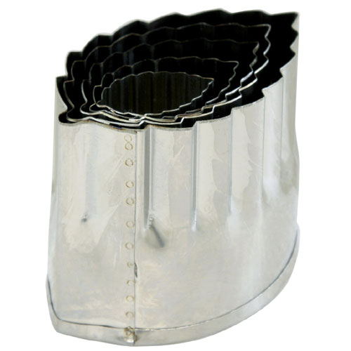 【CC】キッチン>調理ツール>その他調理ツール野菜の型を抜くのに便利！季節感などを出し料理を華やかに演出♪メーカーたかもり商品外寸(mm)特大：28×53、大：25×48、中：21×39、小：17×33、小小：15×26（手造りの為サイズに...